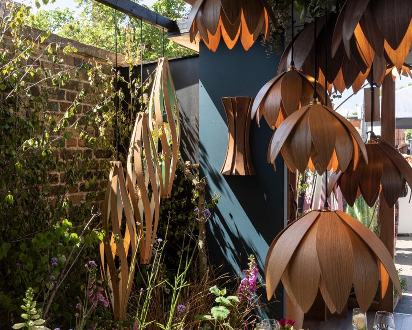 Contact – Angela Reed